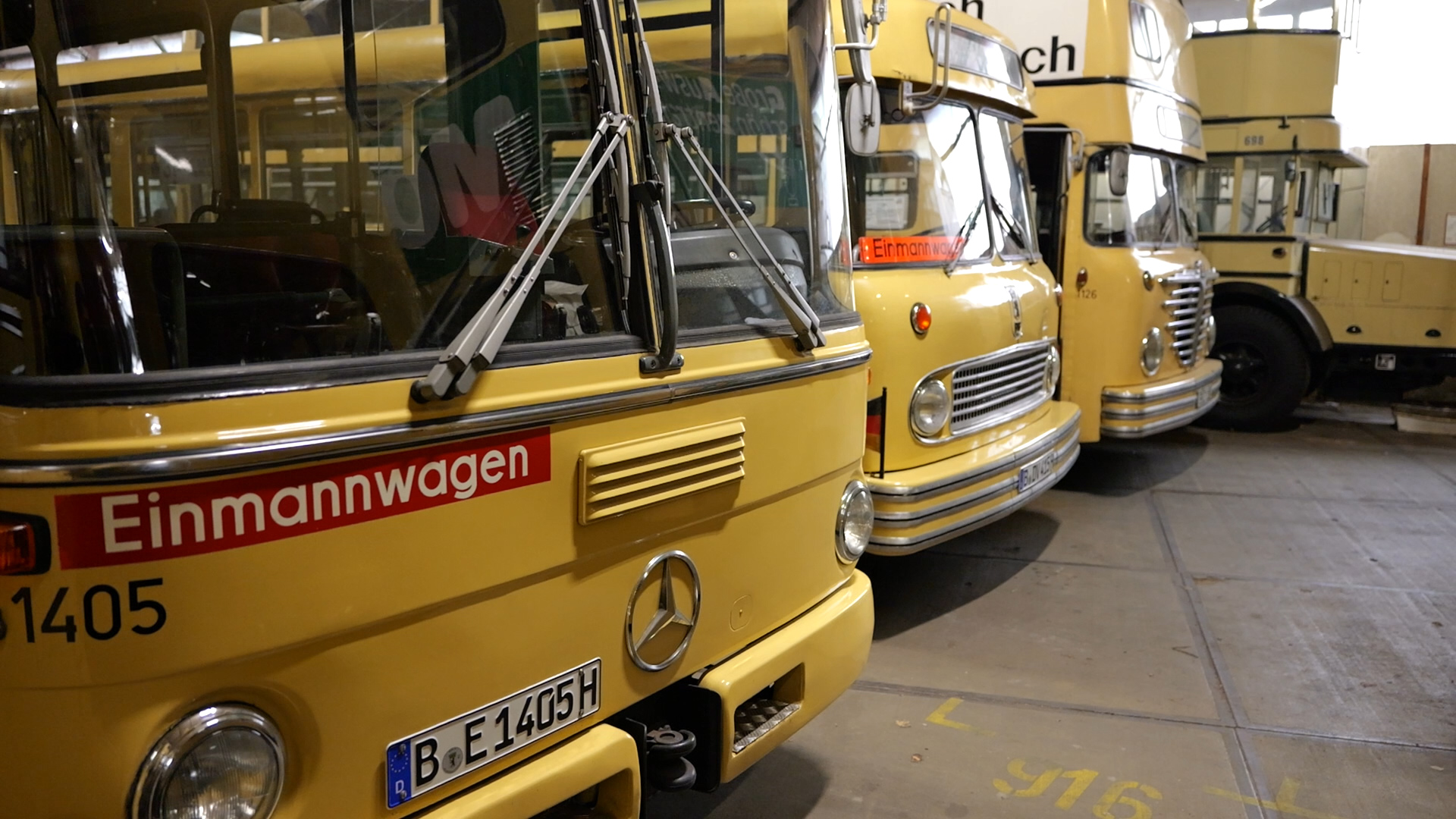 50 historische BVG-Busse suchen eine neue Halle - infotainmentberlin ...